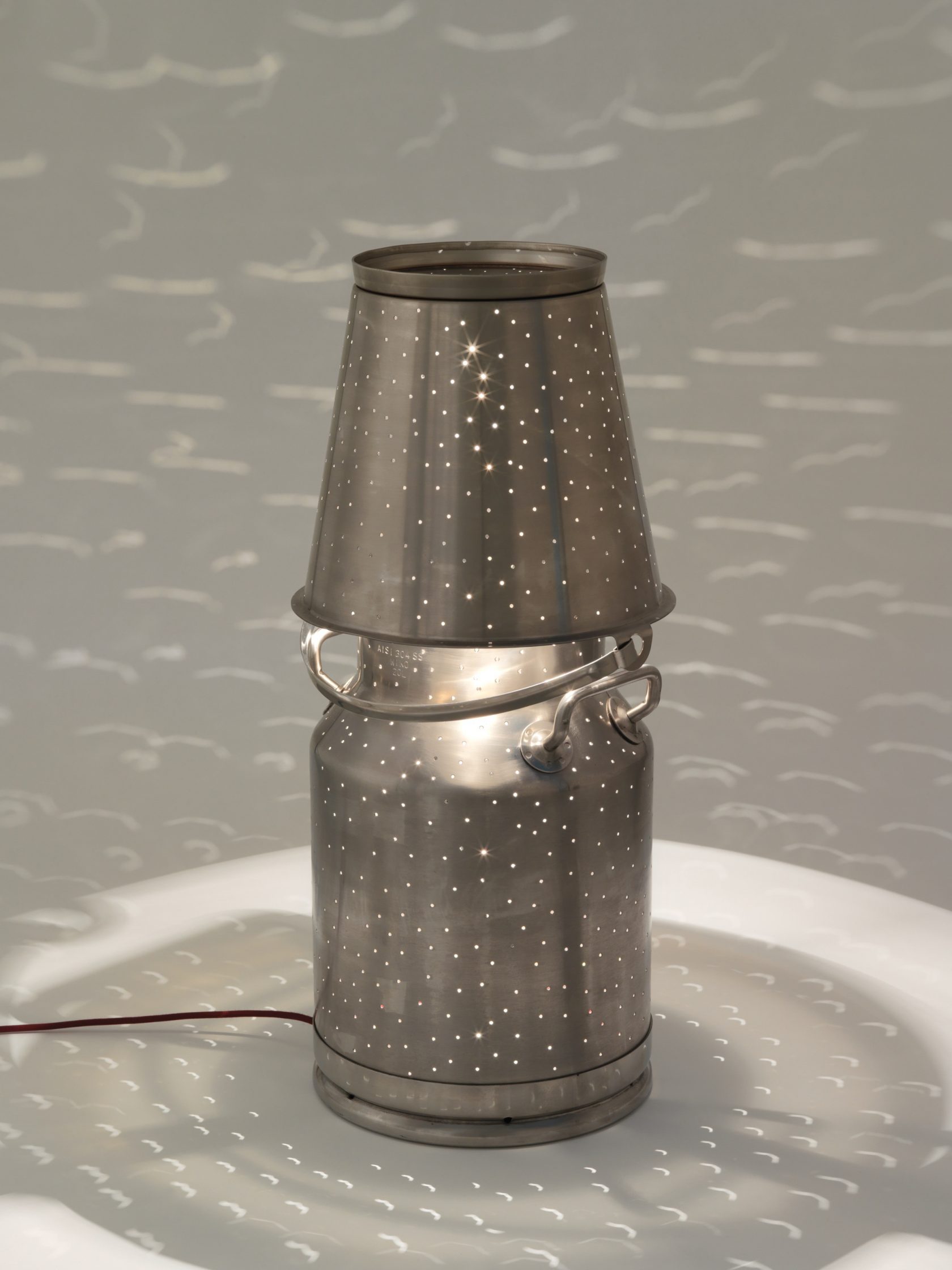 Pouring Lights | rolfsachs.com